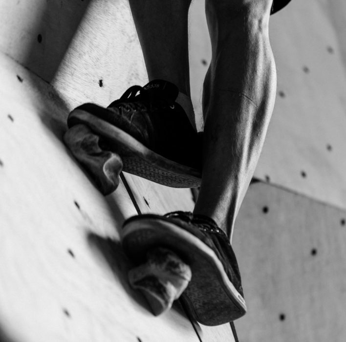 Qual o equipamento necessário para praticar escalada?